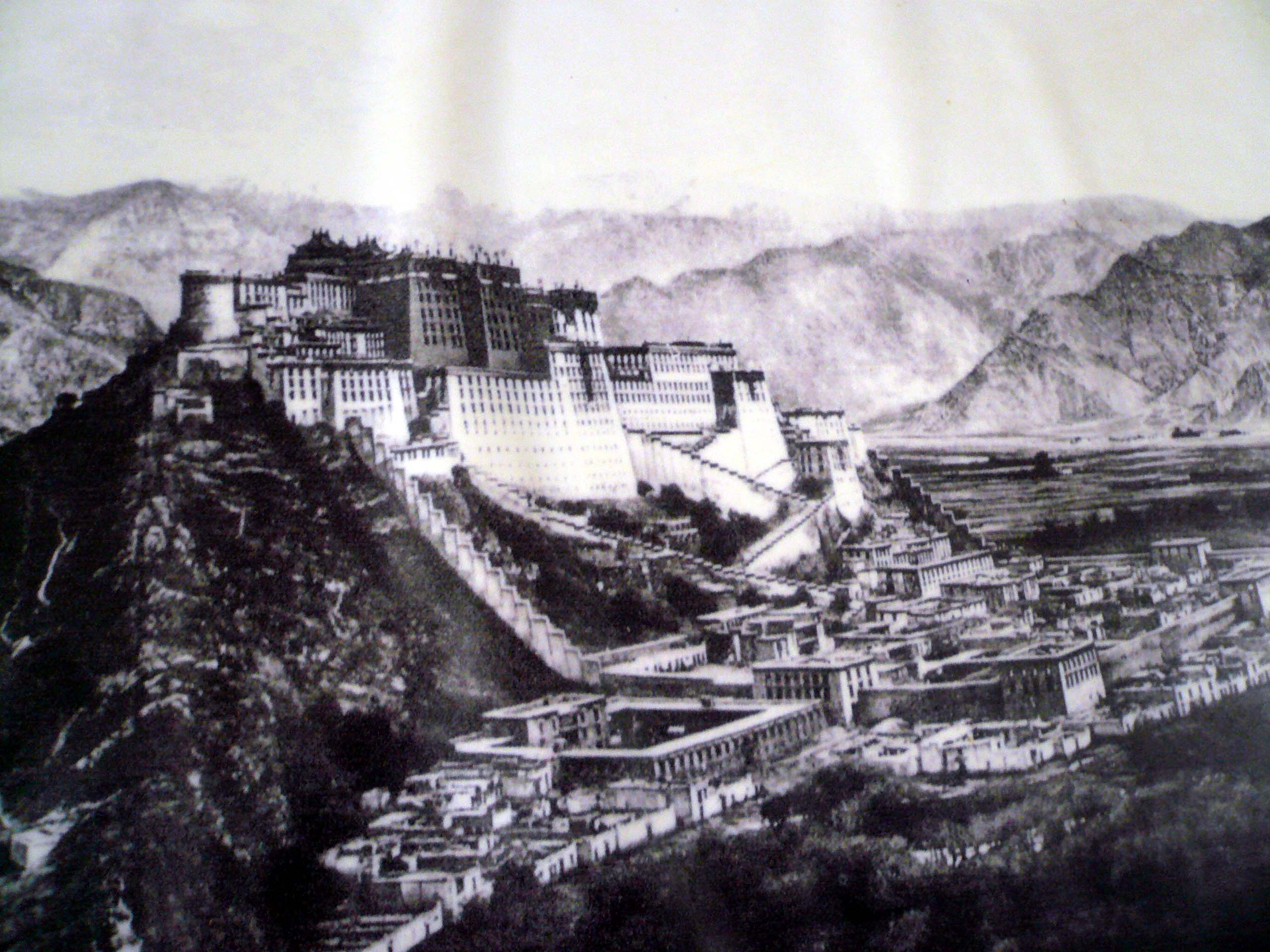 Potala Palace - Tombs of Past Dalai Lamas