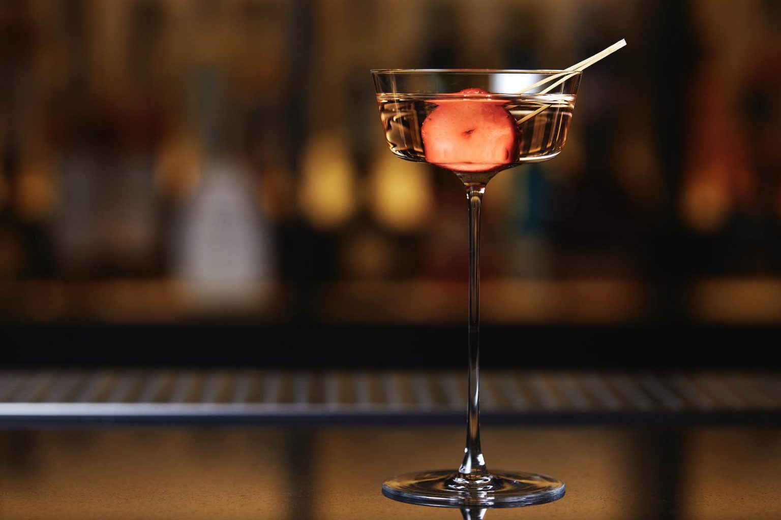 Gold Bar At Edition Tokyo - Drink To The Golden Age Of Classic Cocktails