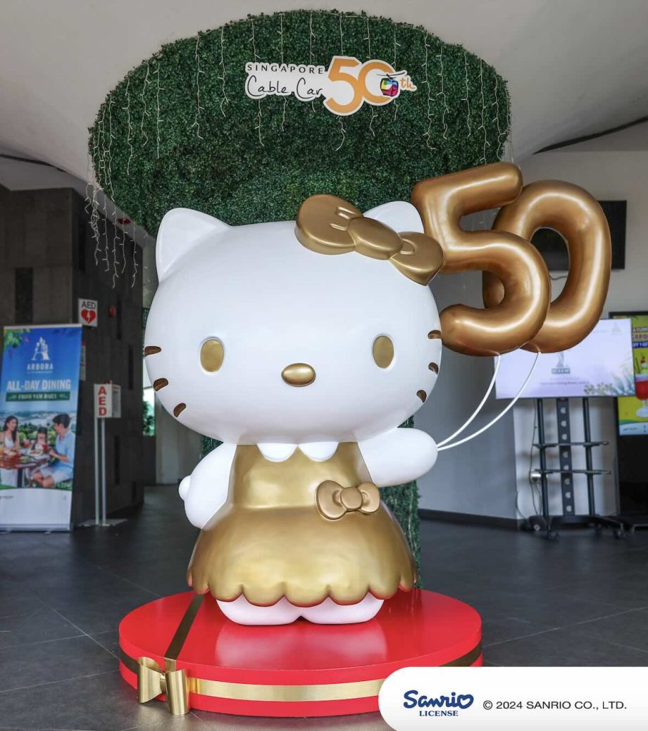 Singapore Cable Car & Hello Kitty Host Garden Party In The Skies