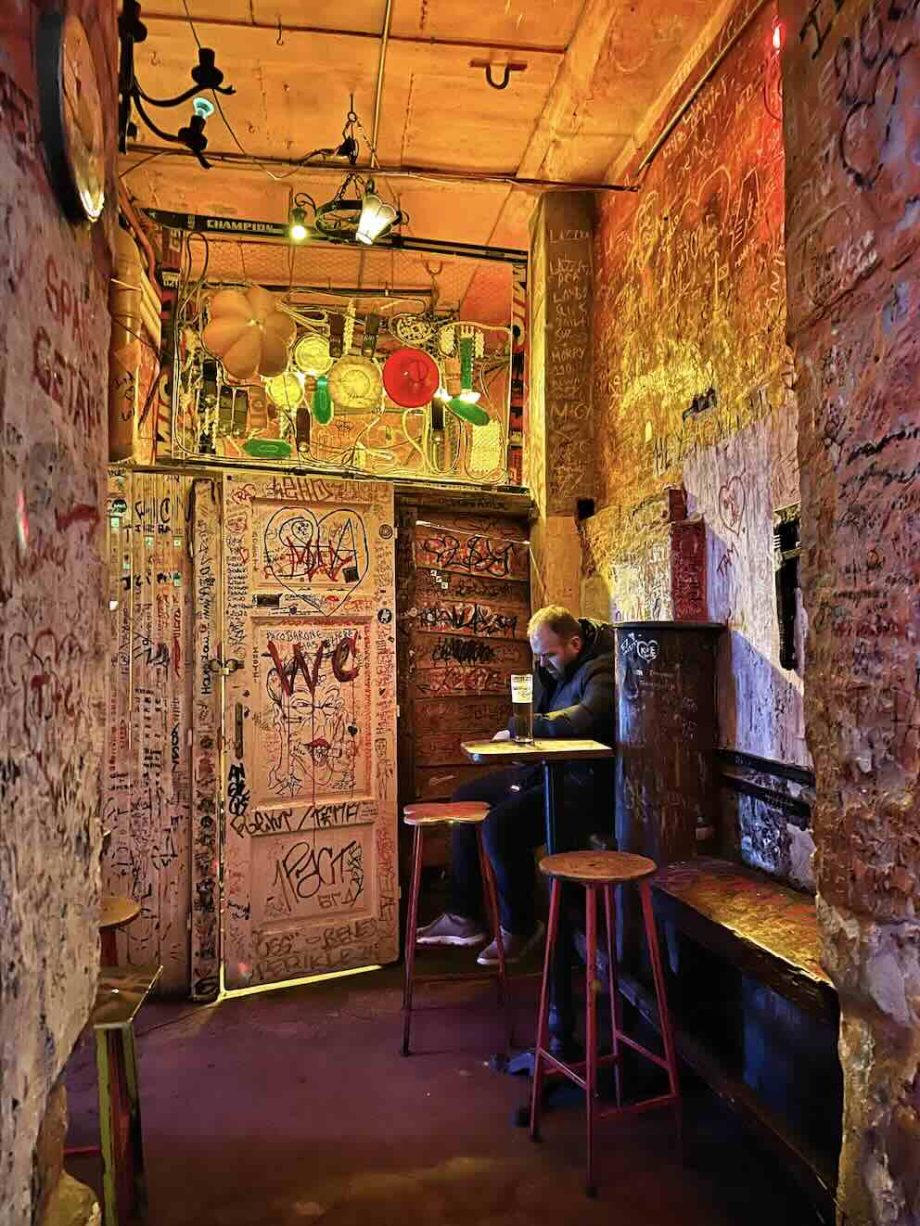 Szimpla Kert Budapest: A Ruin Bar Experience You Can’t Miss